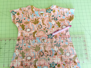 “scrunch top” tutorial and free pattern for birch fabrics